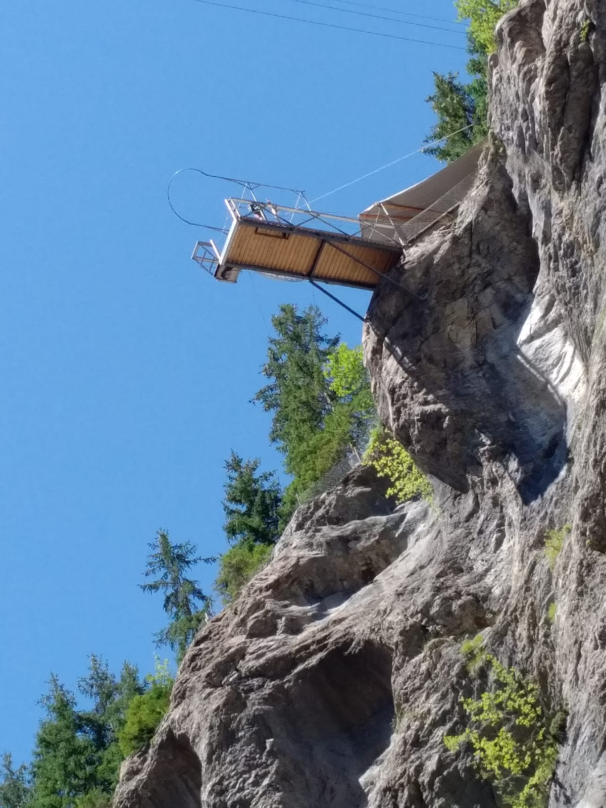 The world’s scariest swing! – Michaela Merz